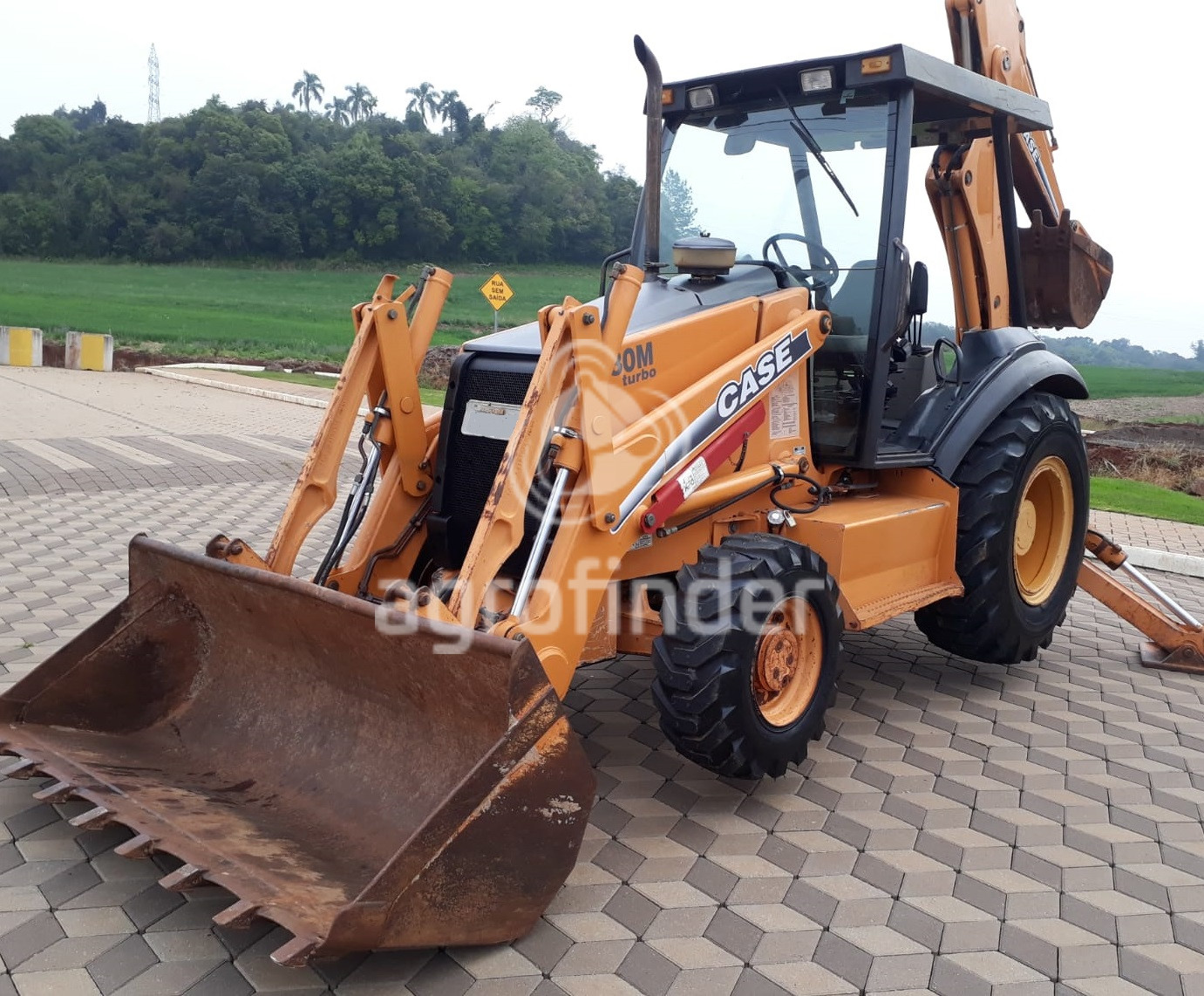 Retroescavadeira Case 580M Ano 2010 | agrofinder