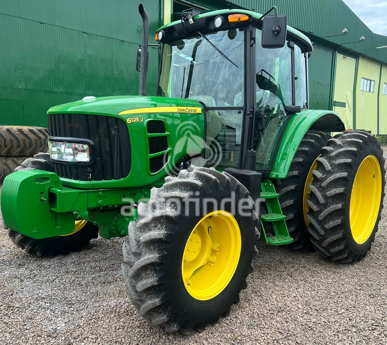 Trator John Deere 6125 J ano 2022 | agrofinder