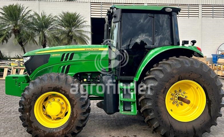 Trator John Deere 6135 M ano 2022 | agrofinder