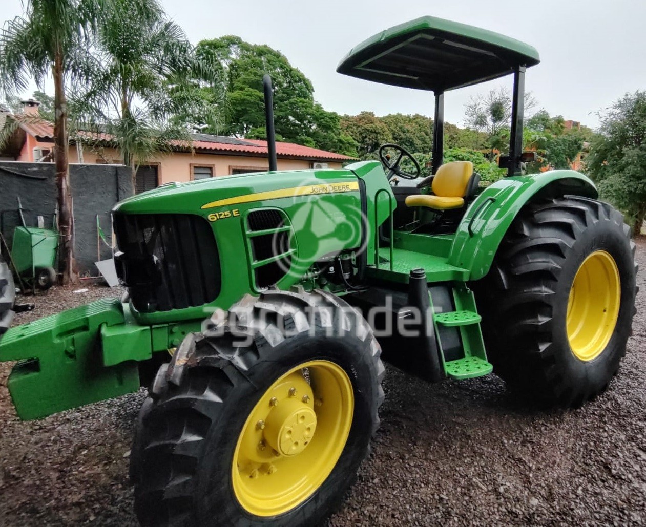 Trator John Deere 6125E Ano 2012 | agrofinder