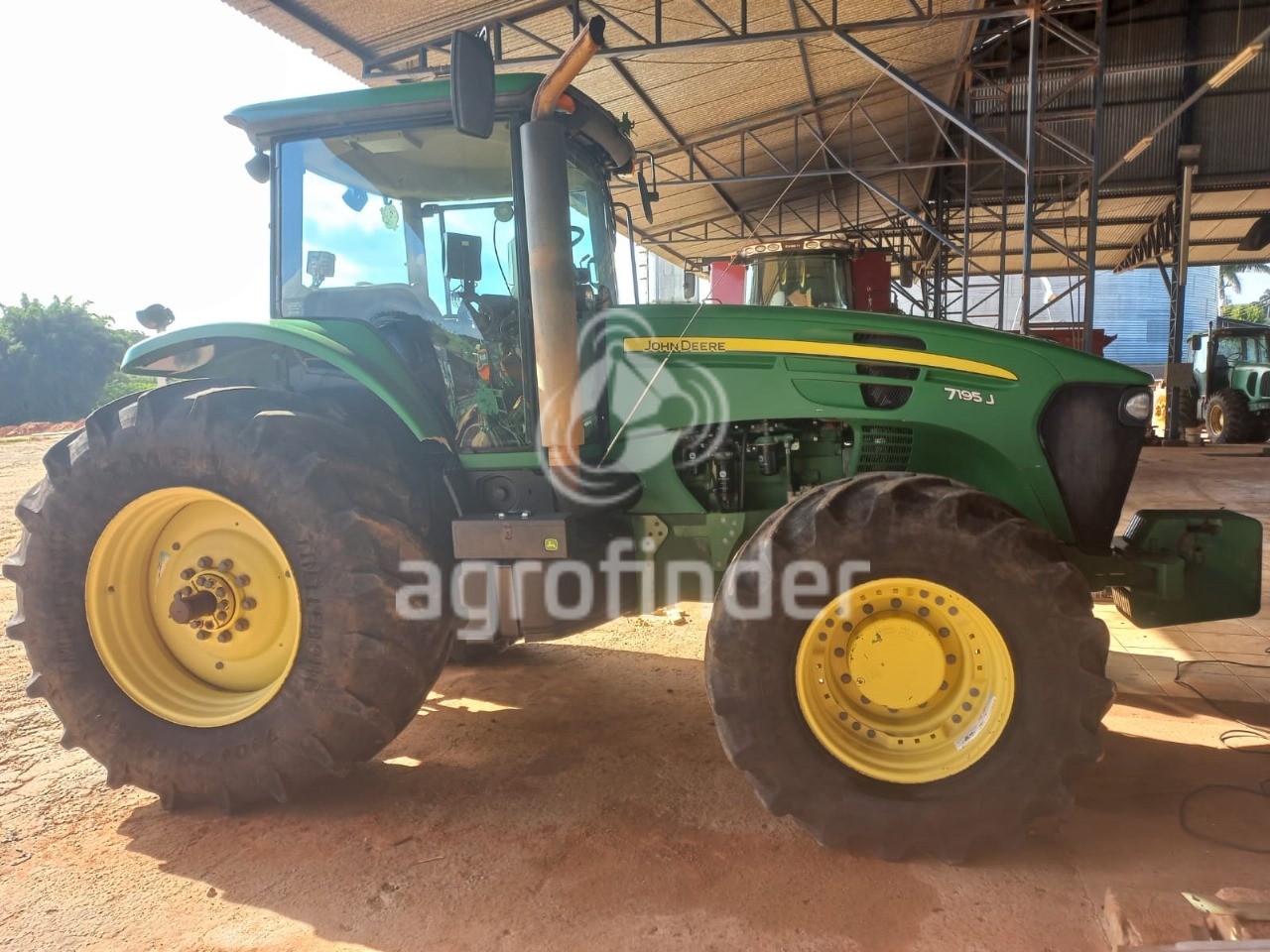Trator John Deere 7195J Ano 2016 | agrofinder