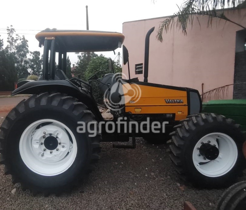 Trator Valtra A900 Ano 2006 | agrofinder