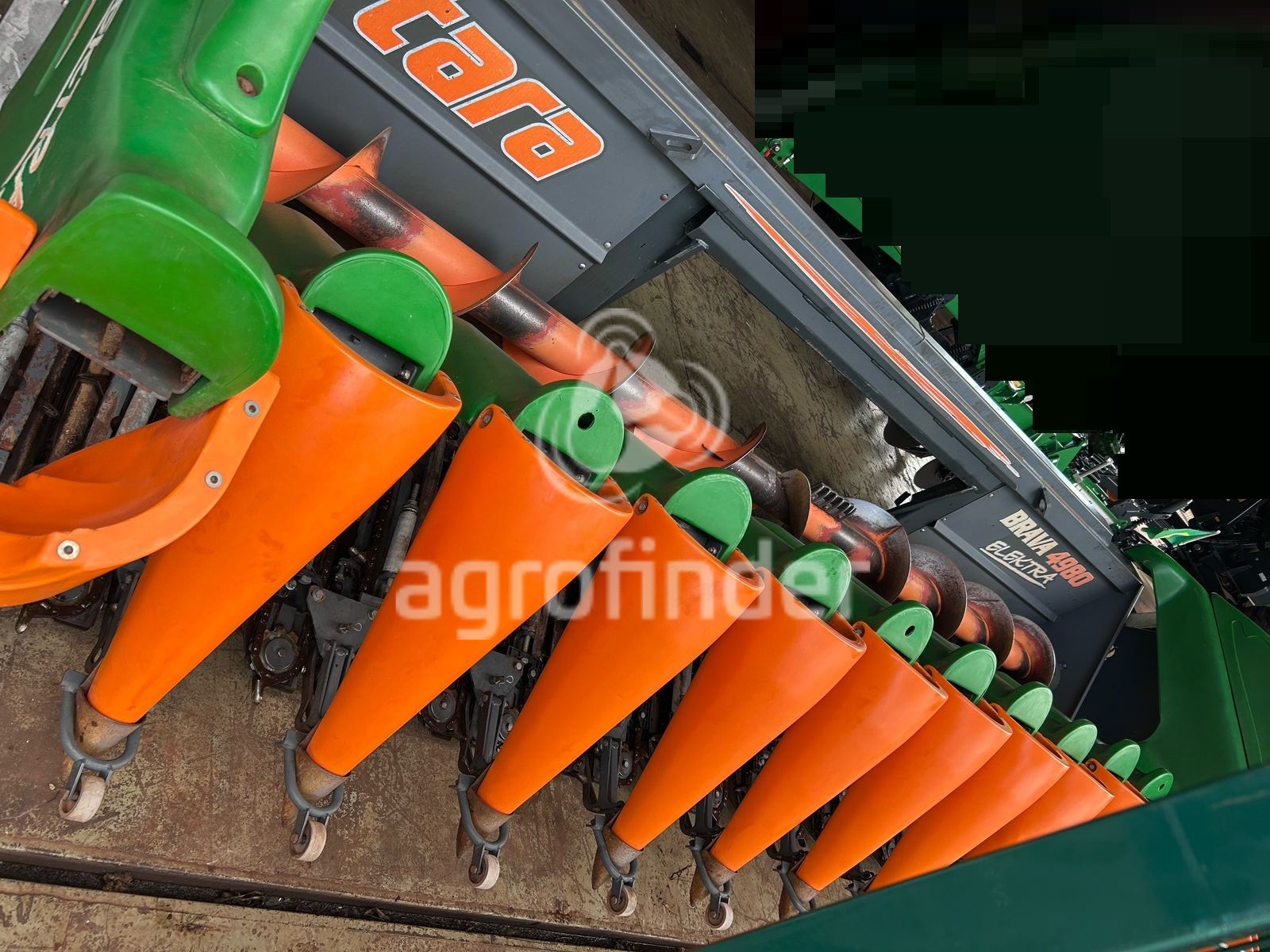 Plataforma de Milho Stara Brava 4980 ano 2010 | agrofinder