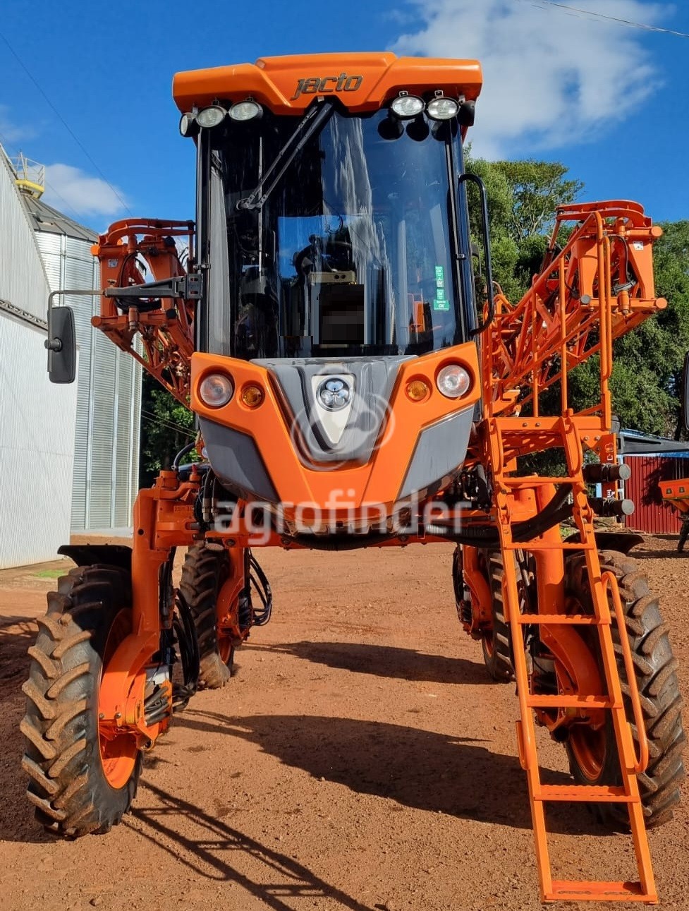 Pulverizador Autopropelido Jacto Uniport 2030 Ano 2017 | agrofinder