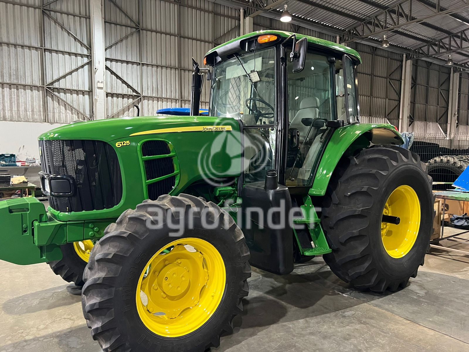 Trator John Deere 6125 J Ano 2010 | agrofinder