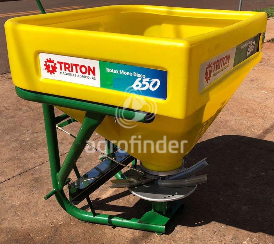 Distribuidor de Sólidos Triton Rotax Mono disco 650 Ano 2018 | agrofinder