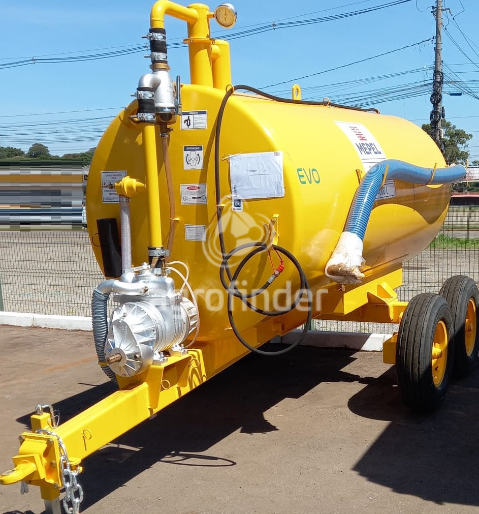 Distribuidor de Orgânicos Mepel DAOL Vácuo Compressor 4000 L EVO Ano ...