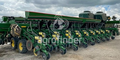 Plantadeira de Verão John Deere DB 74 ano 2013 | agrofinder