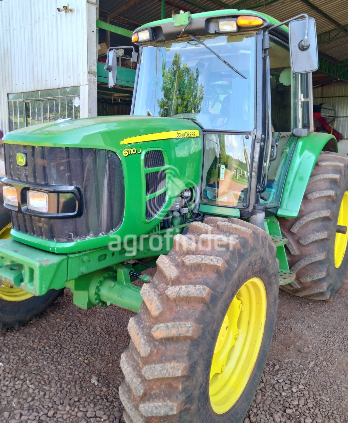 Trator John Deere 6110 J ano 2012 | agrofinder