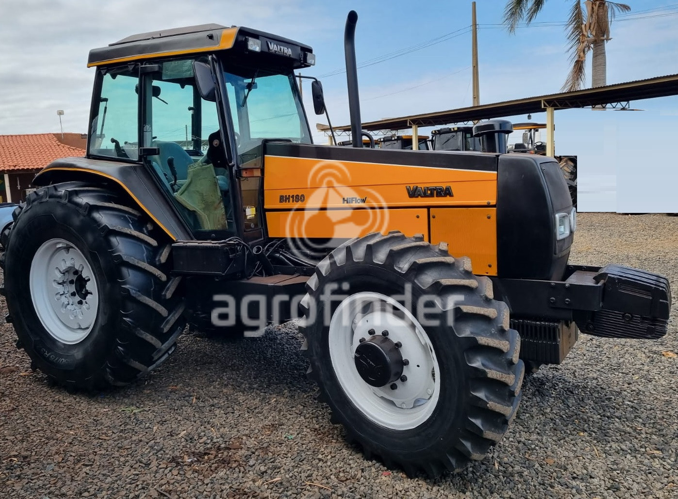 Trator Valtra BH 180 ano 2014 | agrofinder