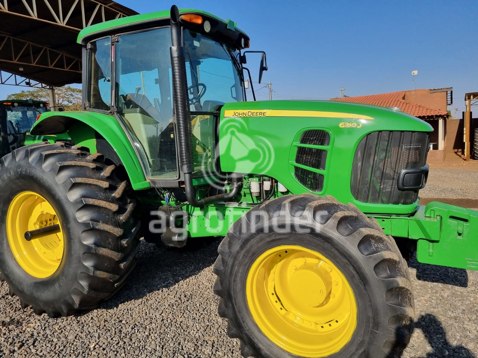 Trator John Deere 6180 J ano 2015 | agrofinder