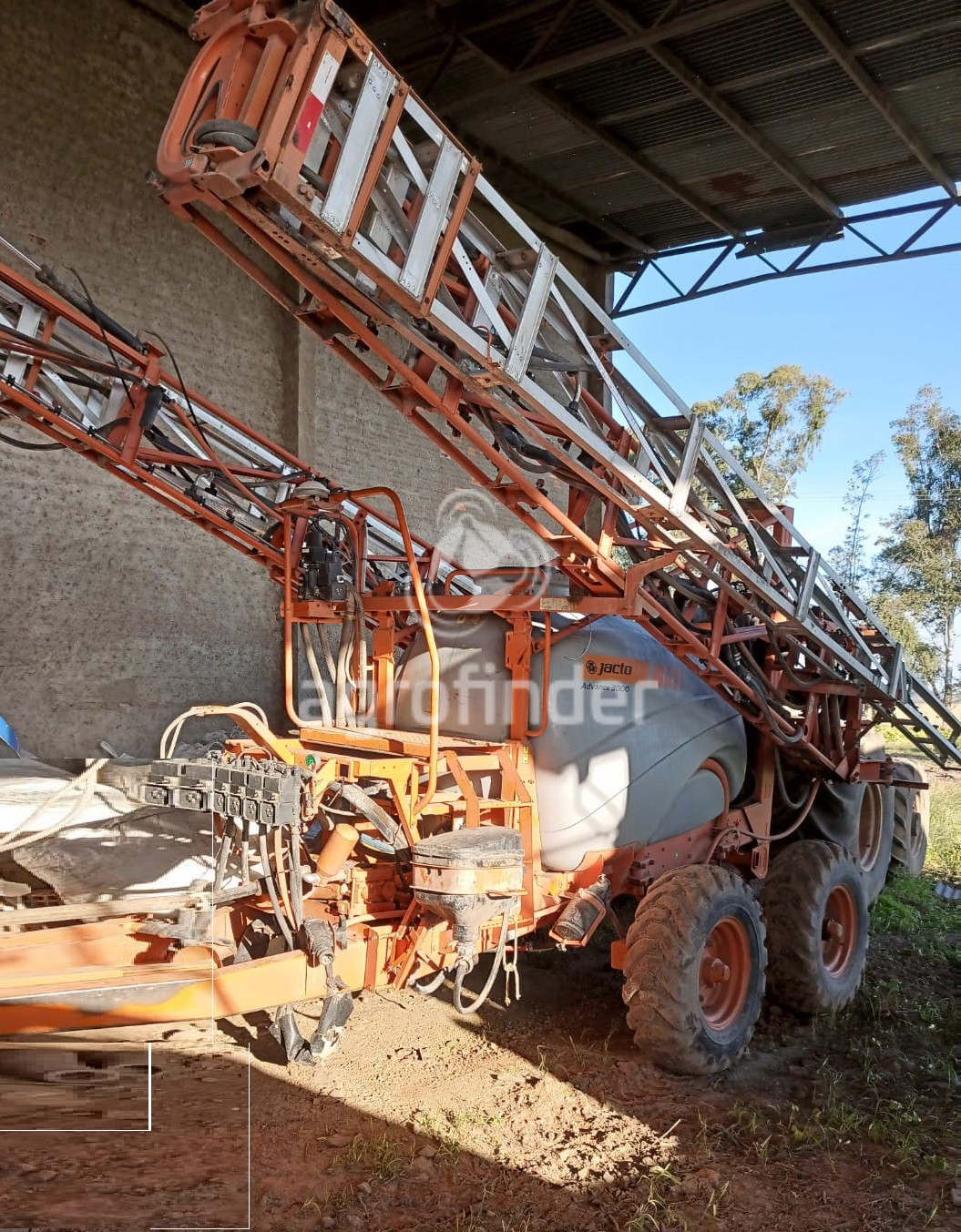 Pulverizador de Arrasto Jacto Advance 3000 ano 2014 | agrofinder
