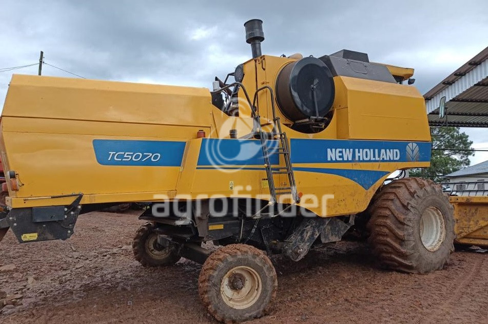 Colheitadeira New Holland TC 5070 ano 2015 | agrofinder