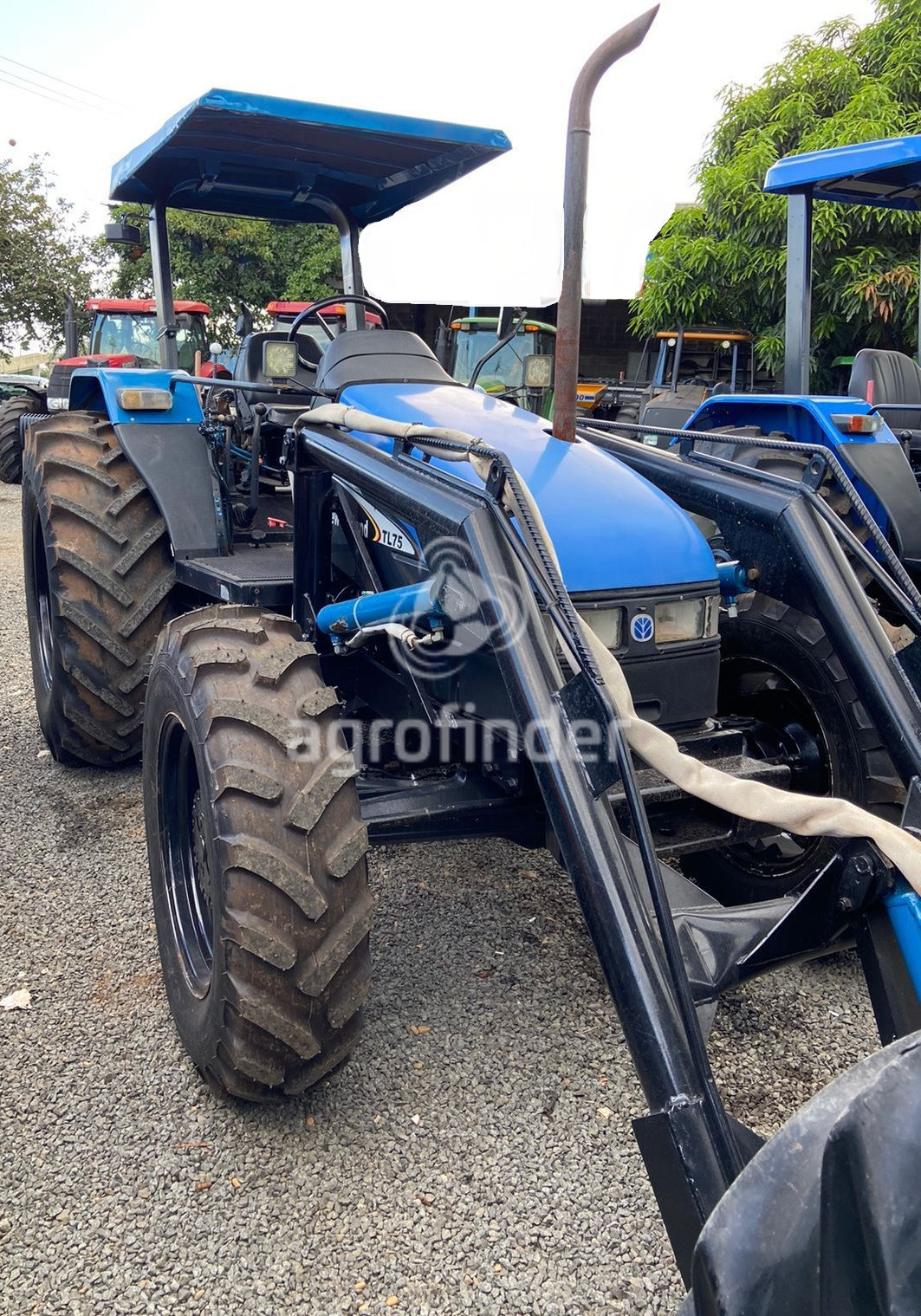 Trator New Holland TL 75 E Ano 2003 | agrofinder