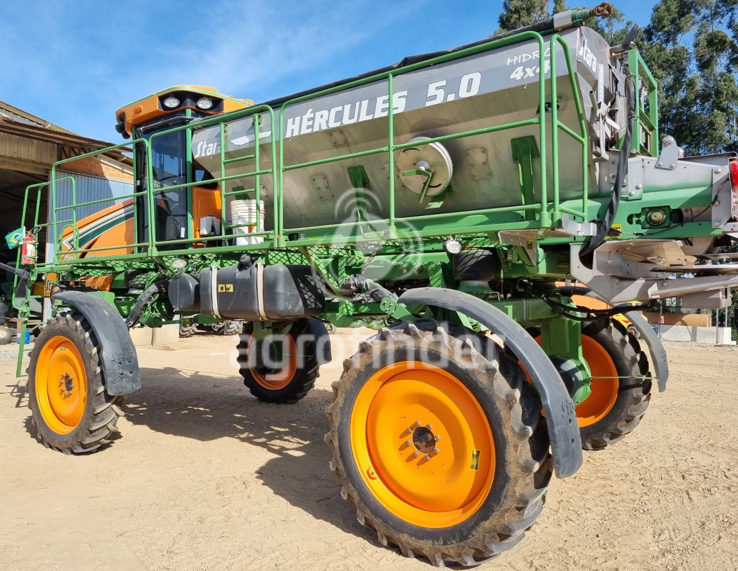 Distribuidor Autopropelido Stara Hercules 5.0 ano 2015 | agrofinder
