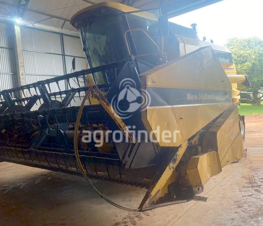 Colheitadeira New Holland TC 57 Ano 2004 | agrofinder