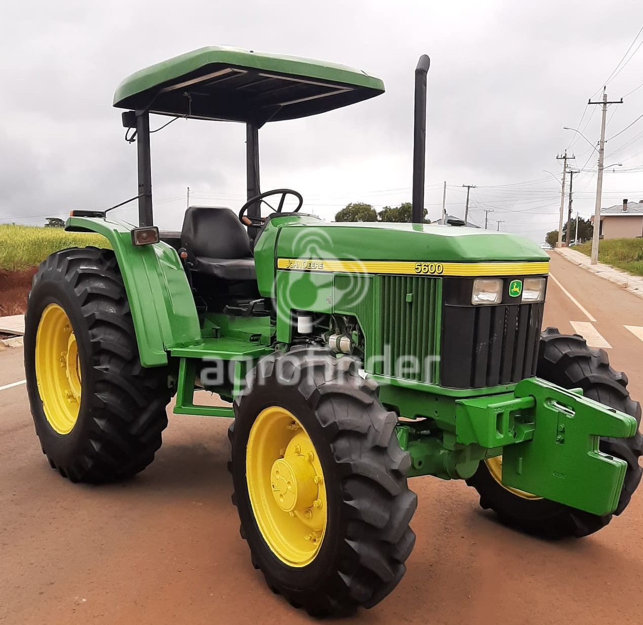 Trator John Deere 5600 ano 2002 | agrofinder