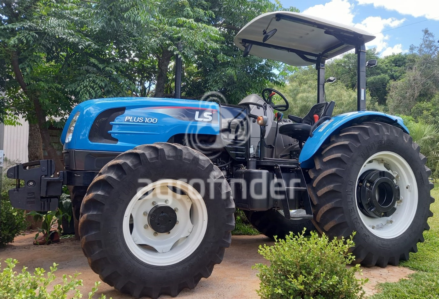 Trator LS Plus 100 ano 2017 | agrofinder