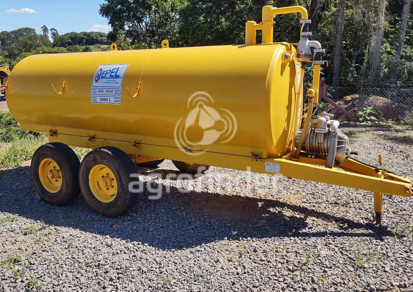 Distribuidor de Adubo Orgânico Líquido Mepel Daol Vacuo 5000 Ano 2015 ...