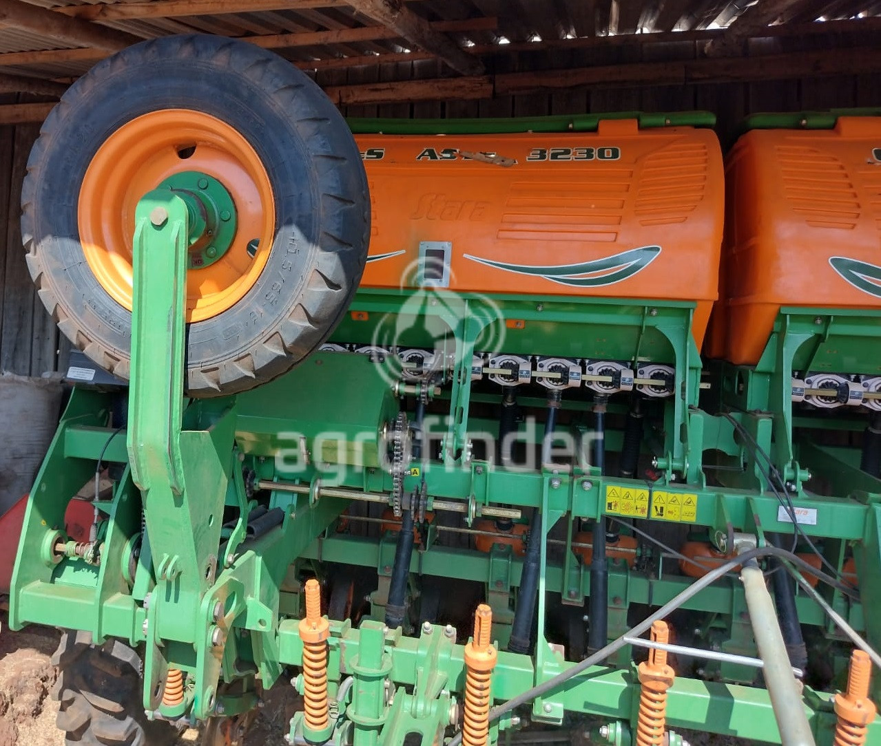 Plantadeira de verão Stara CERES MASTER 3230 ano 2014 | agrofinder