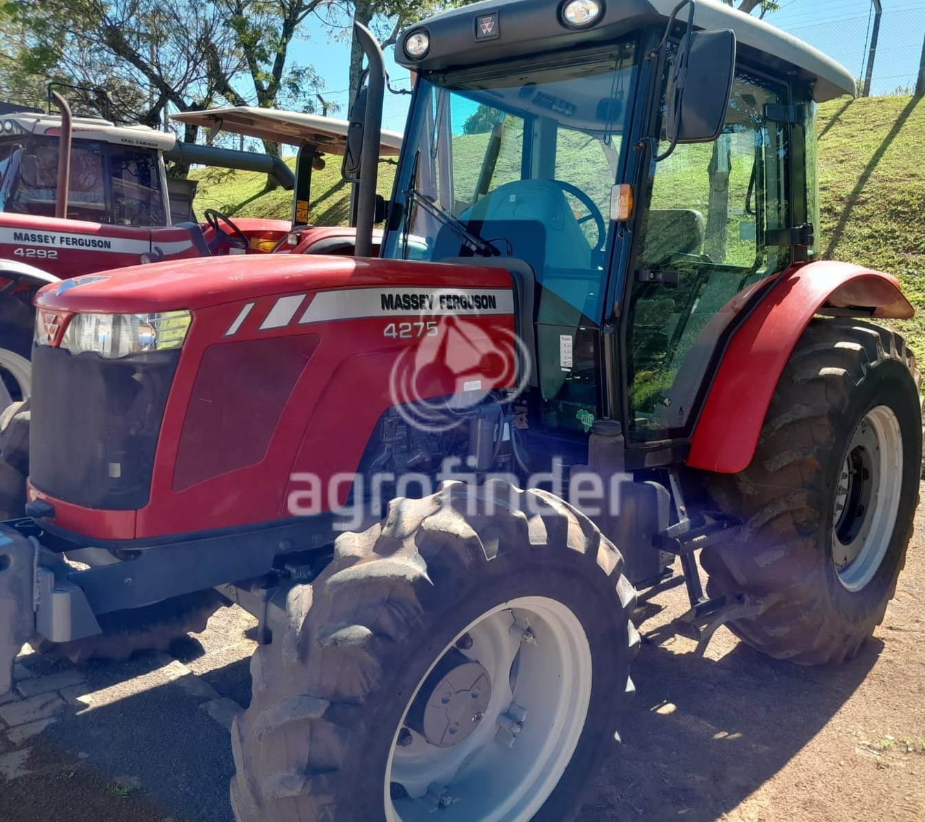Trator Massey Ferguson 4275 ano 2017 | agrofinder