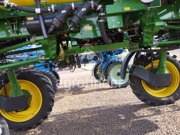 Pulverizador Autopropelido John Deere M 4025 ano 2022 | agrofinder